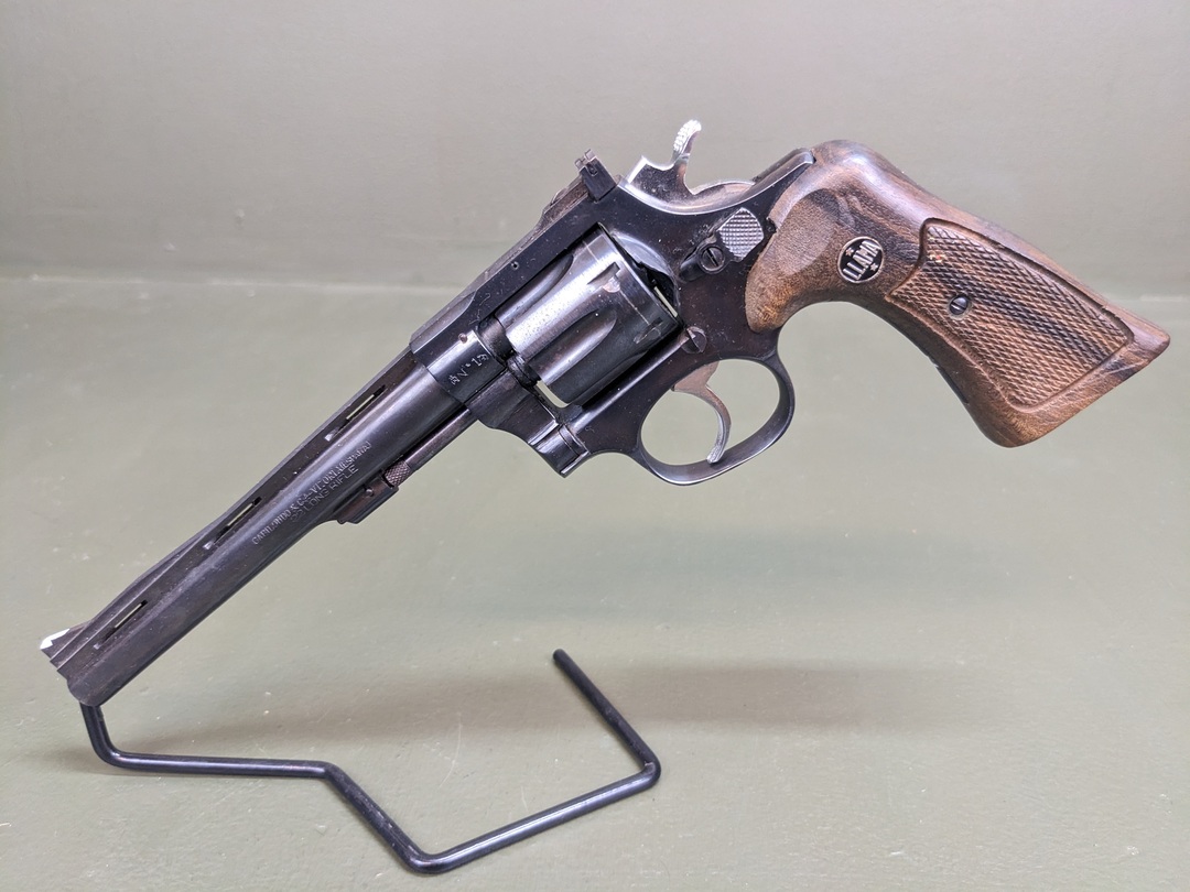 Llama/Stoeger Arms Model XXVI 22 LR Double Action - Revolvers at ...