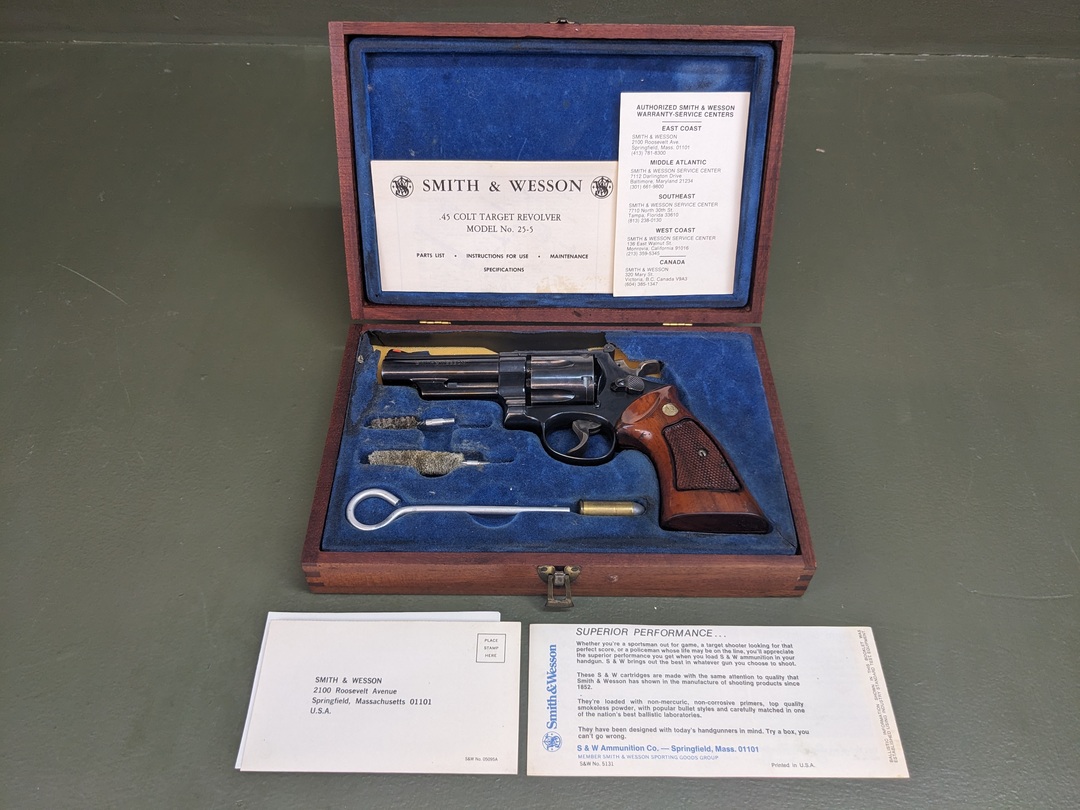 Smith & Wesson 25-5 45 Long Colt - Revolvers at GunBroker.com : 1026576035