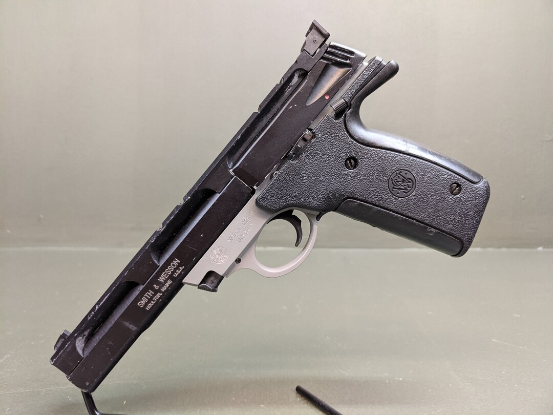 Smith & Wesson 22A-1 22LR - Semi Auto Pistols at GunBroker.com : 964282027